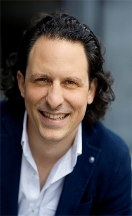 Alexandre BLOCH © Jean-Baptiste Millot (3) 260x425 - Va-Infos.fr