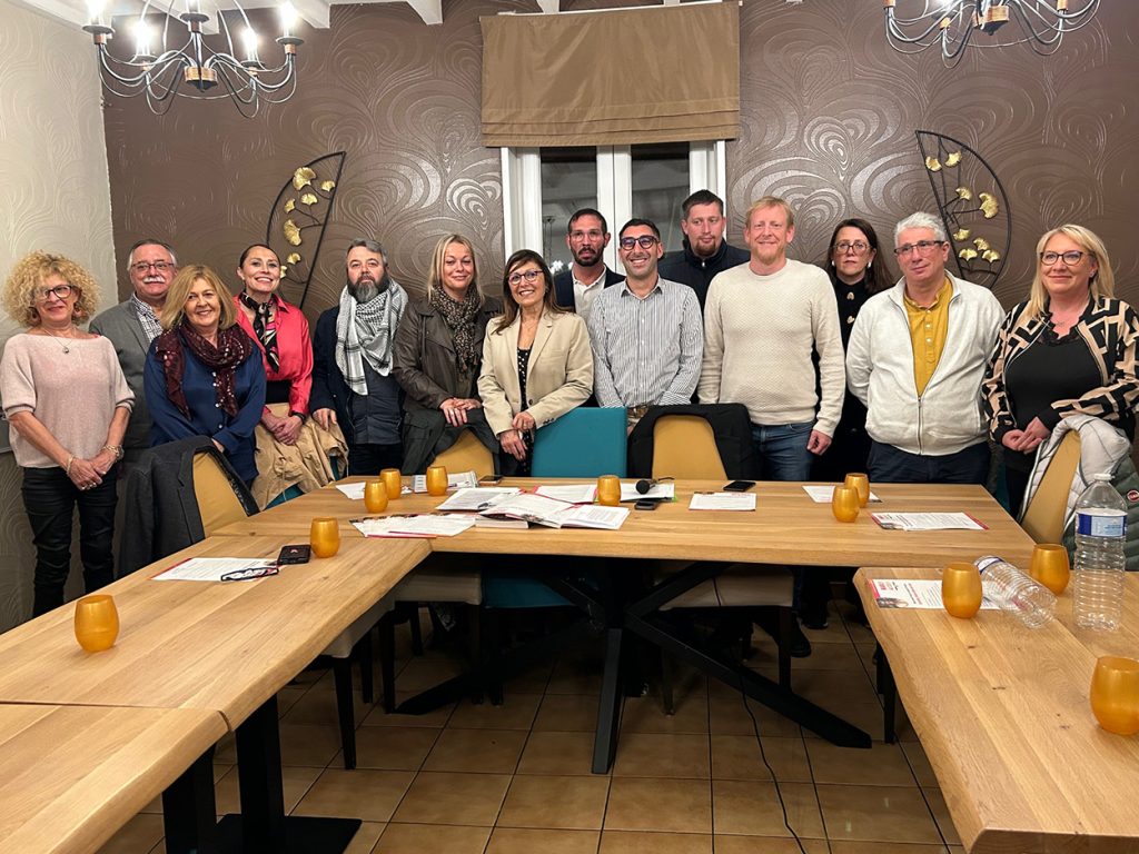 Virginie Melki-Tettini, candidate du PCF sur la commune de Marly - Va ...